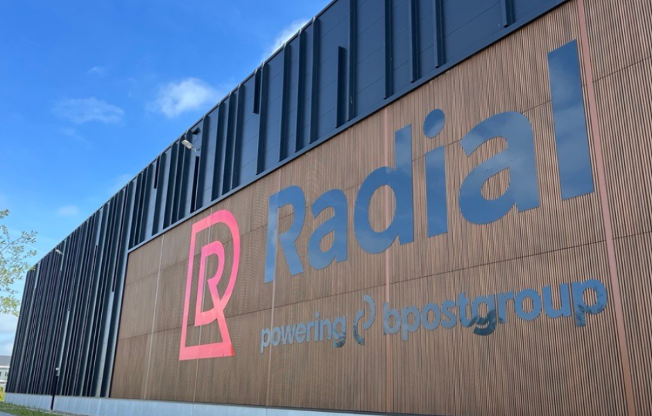 The Essentials of International Fulfillment | Radial